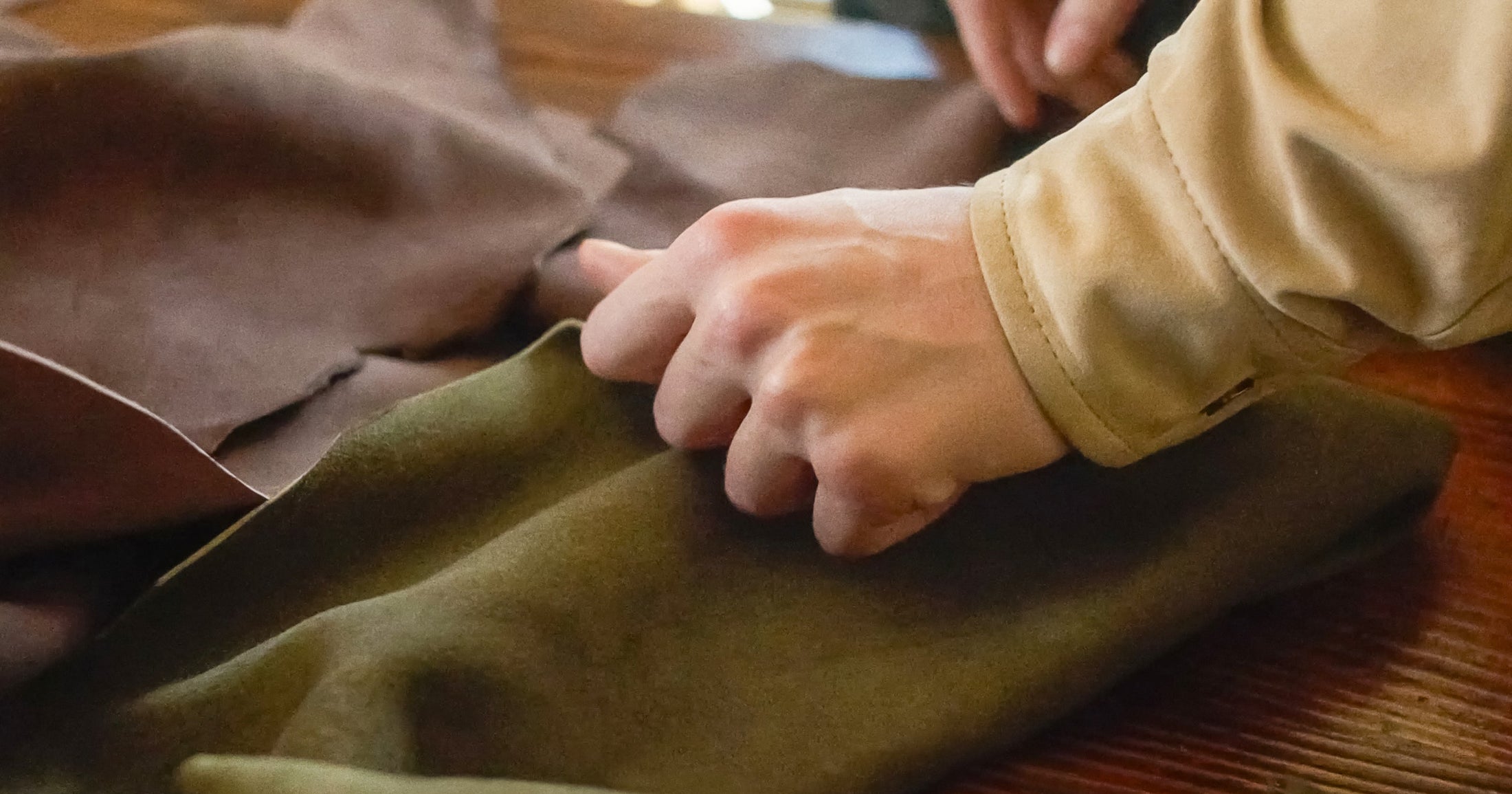 FRAUENSCHUH | Manufactory for luxury fashion from Kitzbühel ...